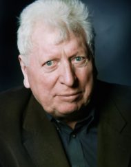 Autographs (all regions) – Tom Baker Official